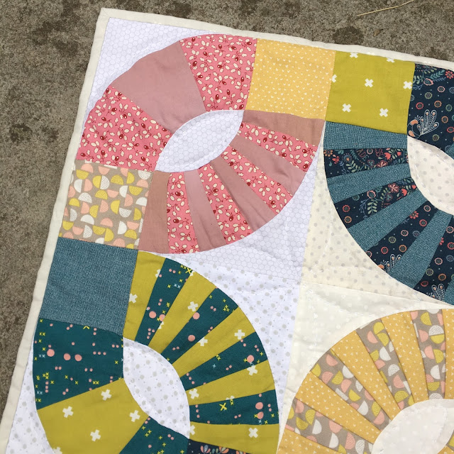 Pickle Dish mini quilt / CHARM ABOUT YOU