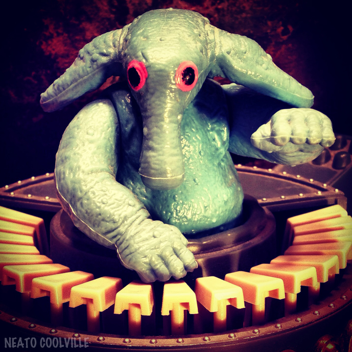 Neato Coolville: THE MAX REBO BAND PLAYS LAPTI NEK