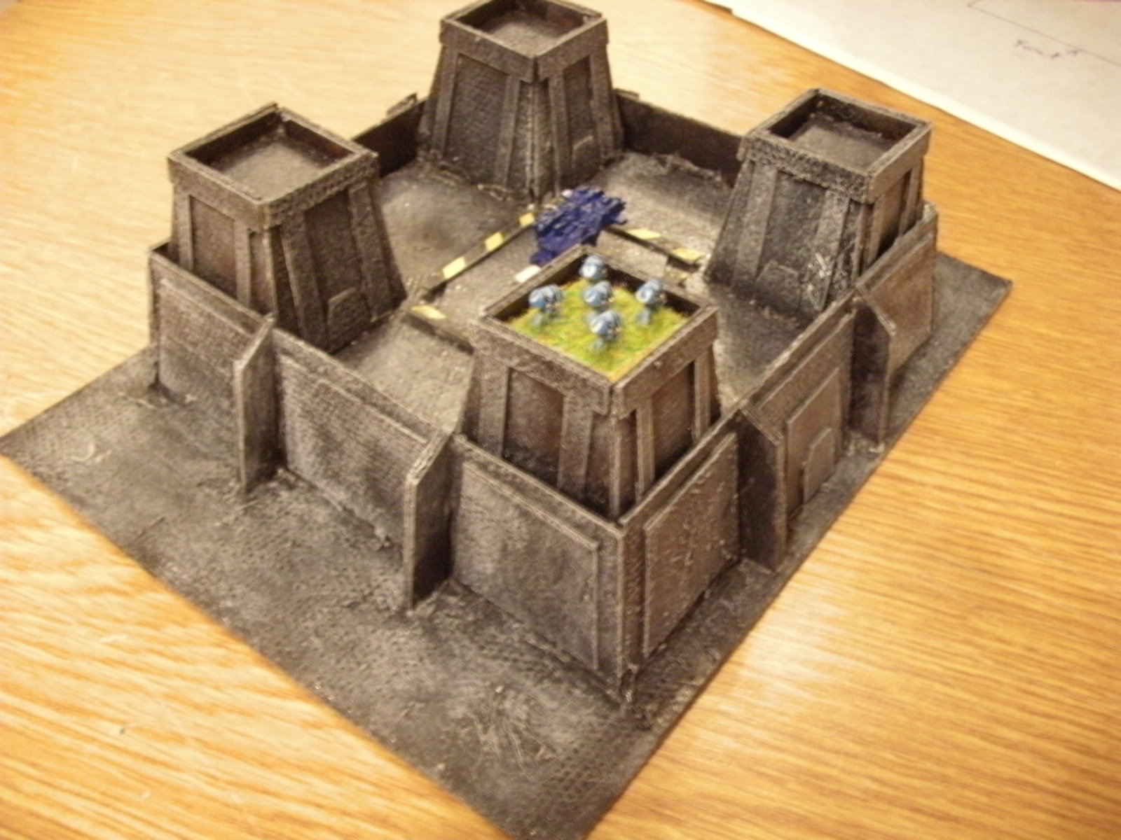 CASTLE FORGE MODELS: Epic 40k Terrain