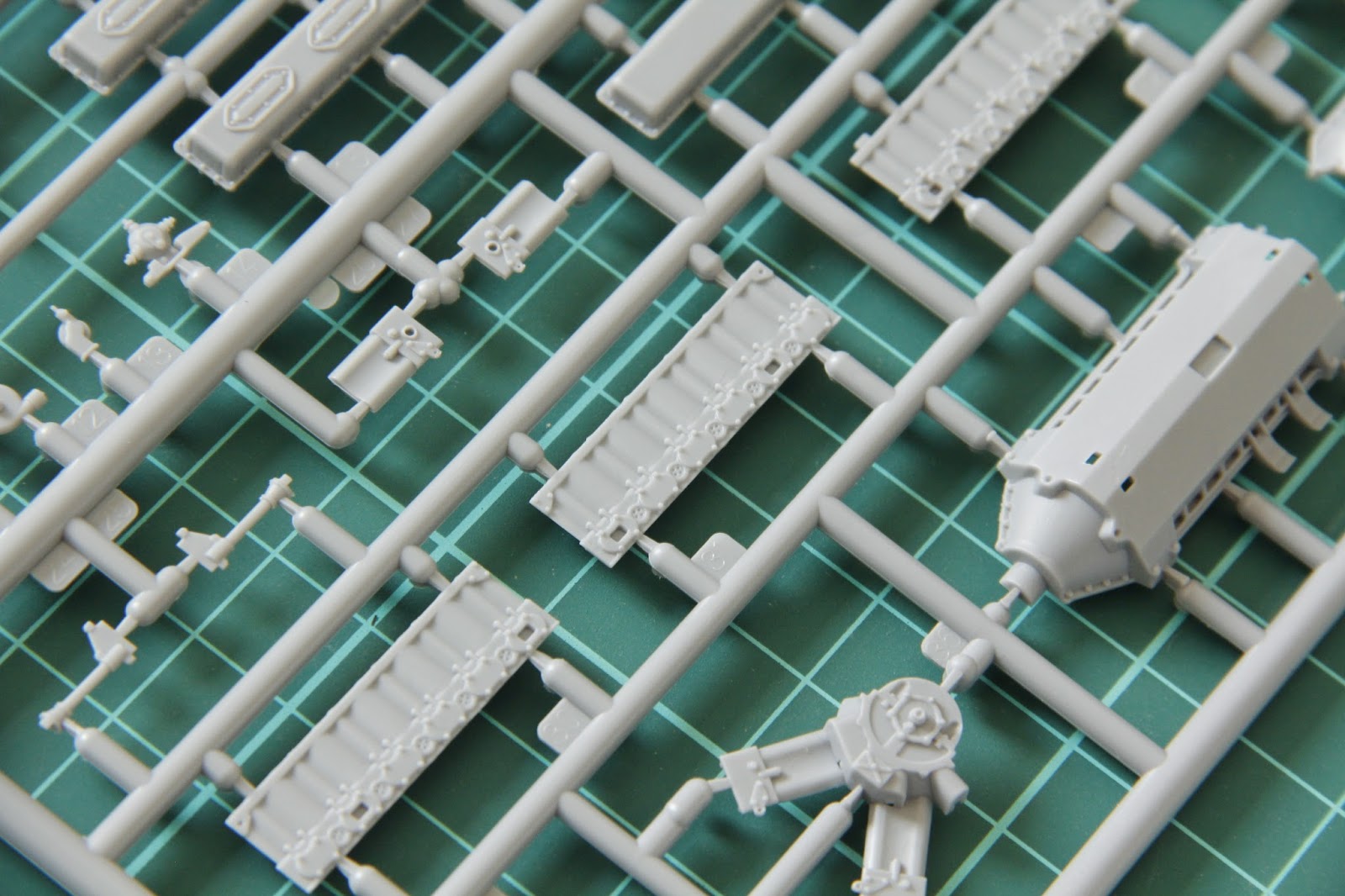 Miniart 1/35 Su-85 Mid Production Interior Kit (35187) - DetailScaleView