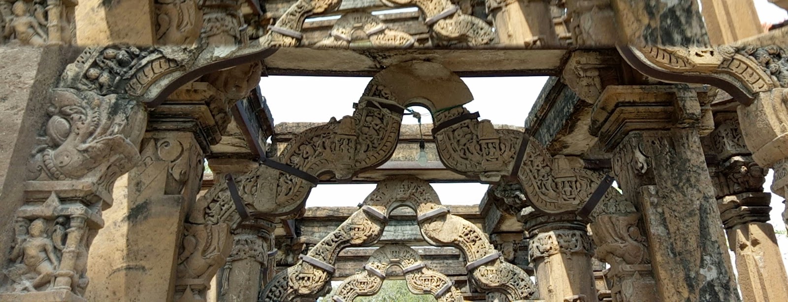 एकोऽहम्: September 2018