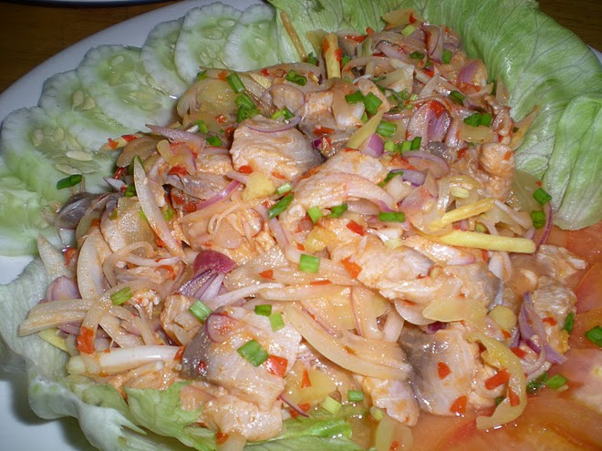 A Journalist Dream: Foods in Bintulu (Umai)