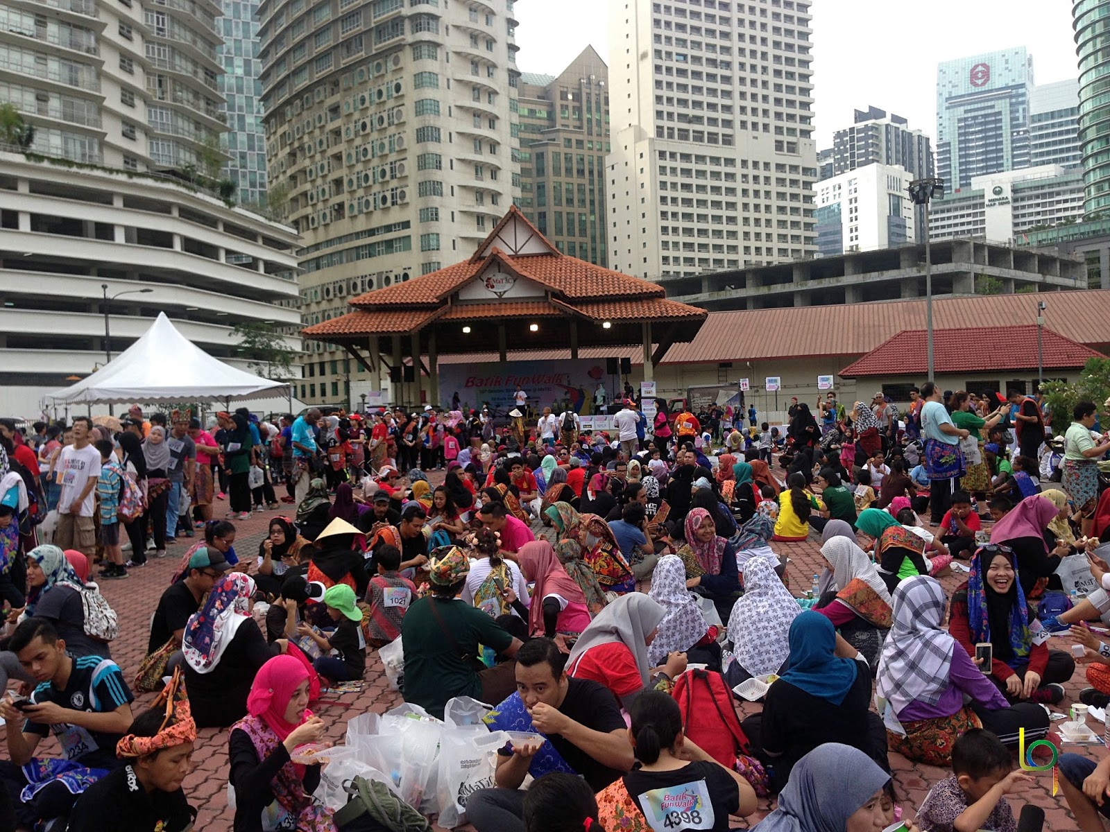 Batik Fun Walk 2016 di Lanai, Malaysia Tourism Center (MaTiC ...