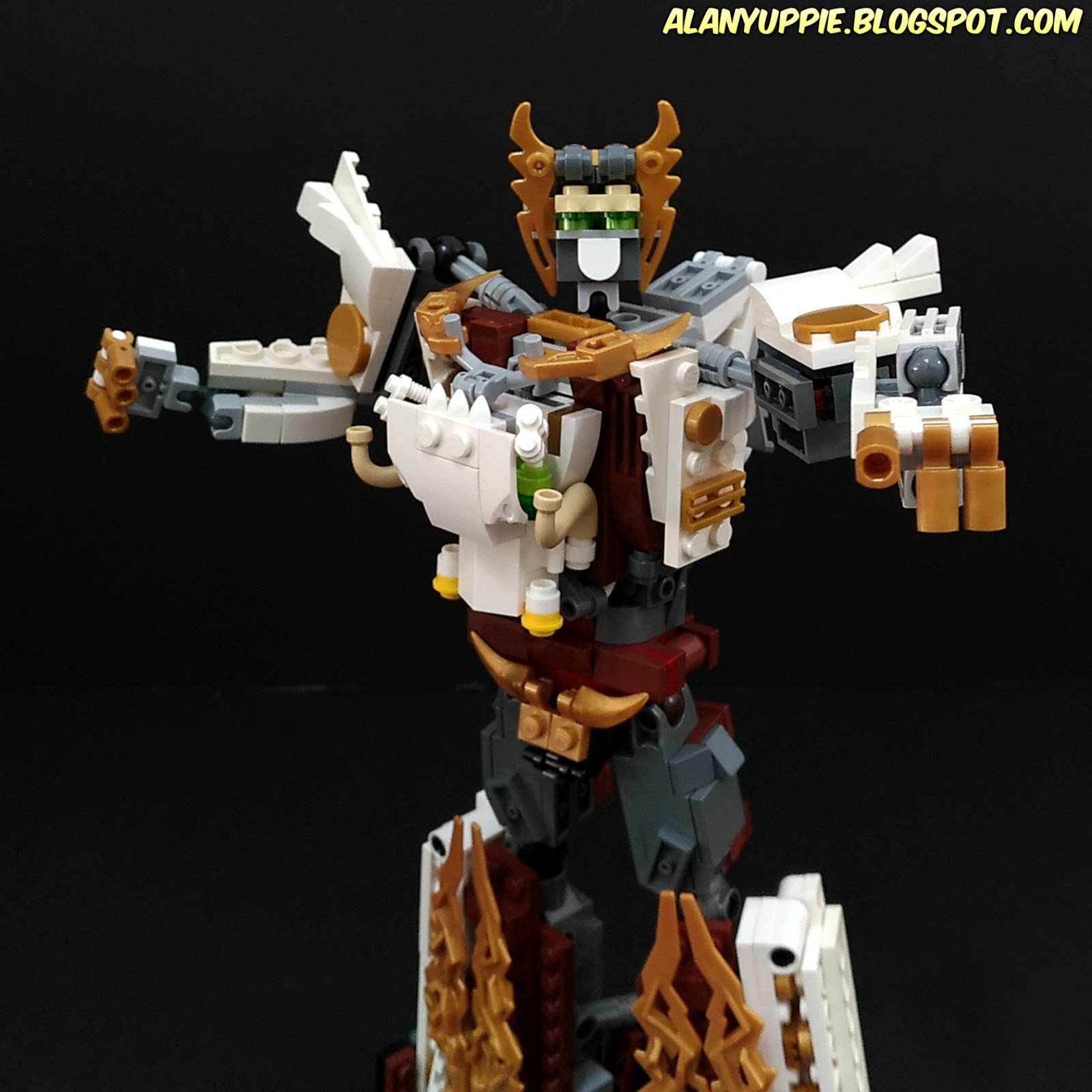 Alanyuppie's LEGO Transformers: LEGO Transformer Dragon Boat