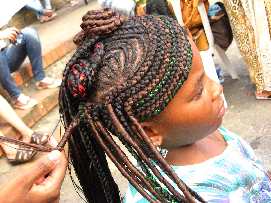 VIDEO: Colombian Hair Braiding: Messages Of Freedom In Hairstyles | Neo ...