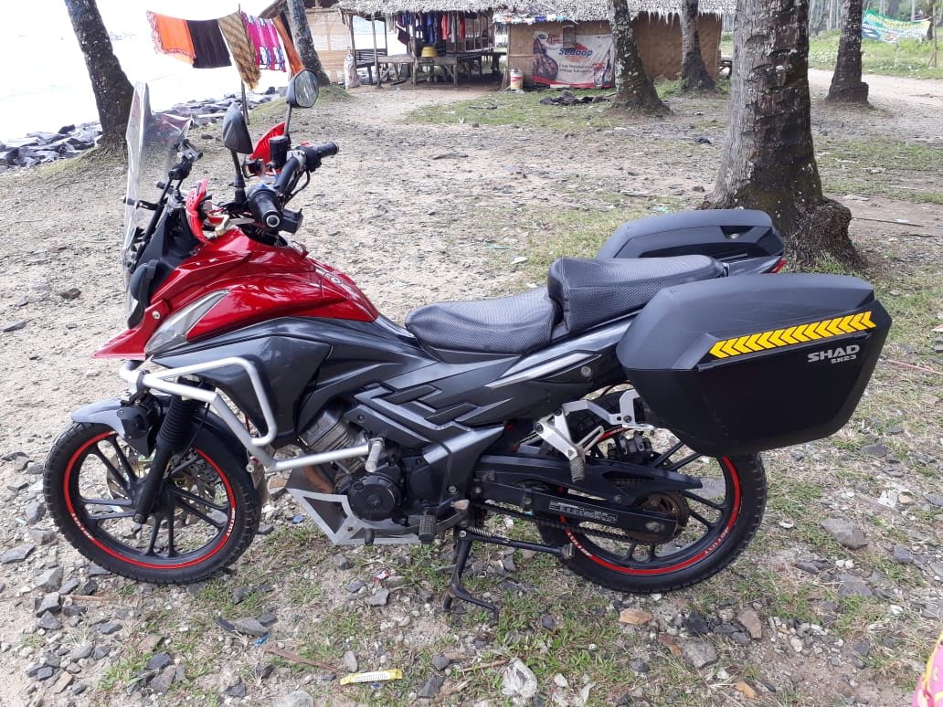 ANGGA BADAY: Honda CS1 Modif Touring Minimalist