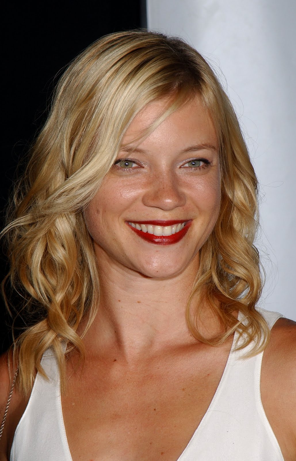 modelings: Amy Smart Hair Styles