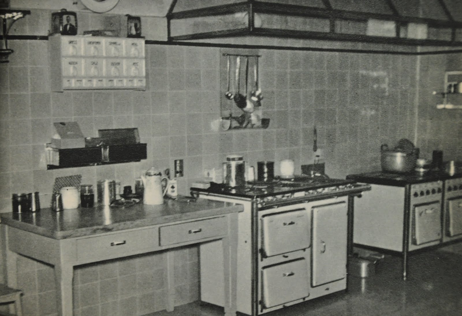 Orbis Catholicus Secundus: Rare Peek at the Papal Kitchen in the Vatican