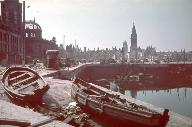 Rarely Seen Color Photographs of the Aftermath of the Battle of Dunkirk ...
