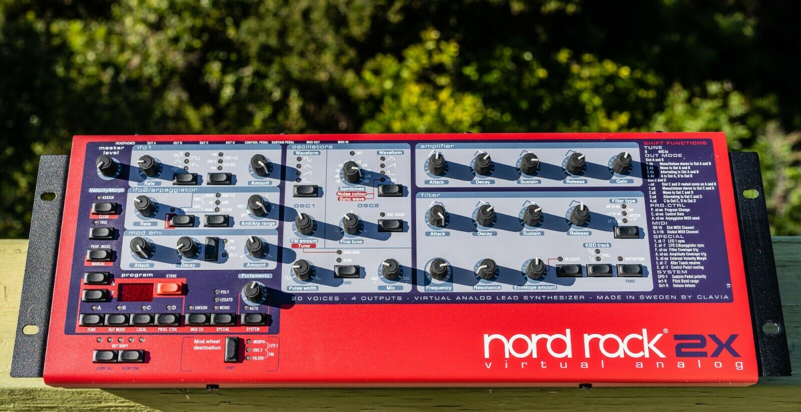 MATRIXSYNTH: Clavia Nord Lead 2X Rack Mount SN NF11580