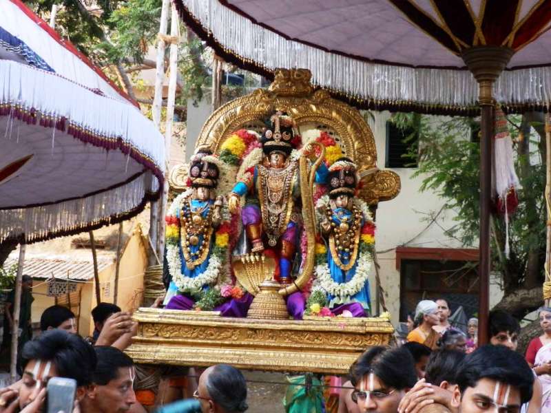 Kairavini karaiyinile - திரு அல்லிக்கேணி குளக்கரையோரம்: Allikkeni ...