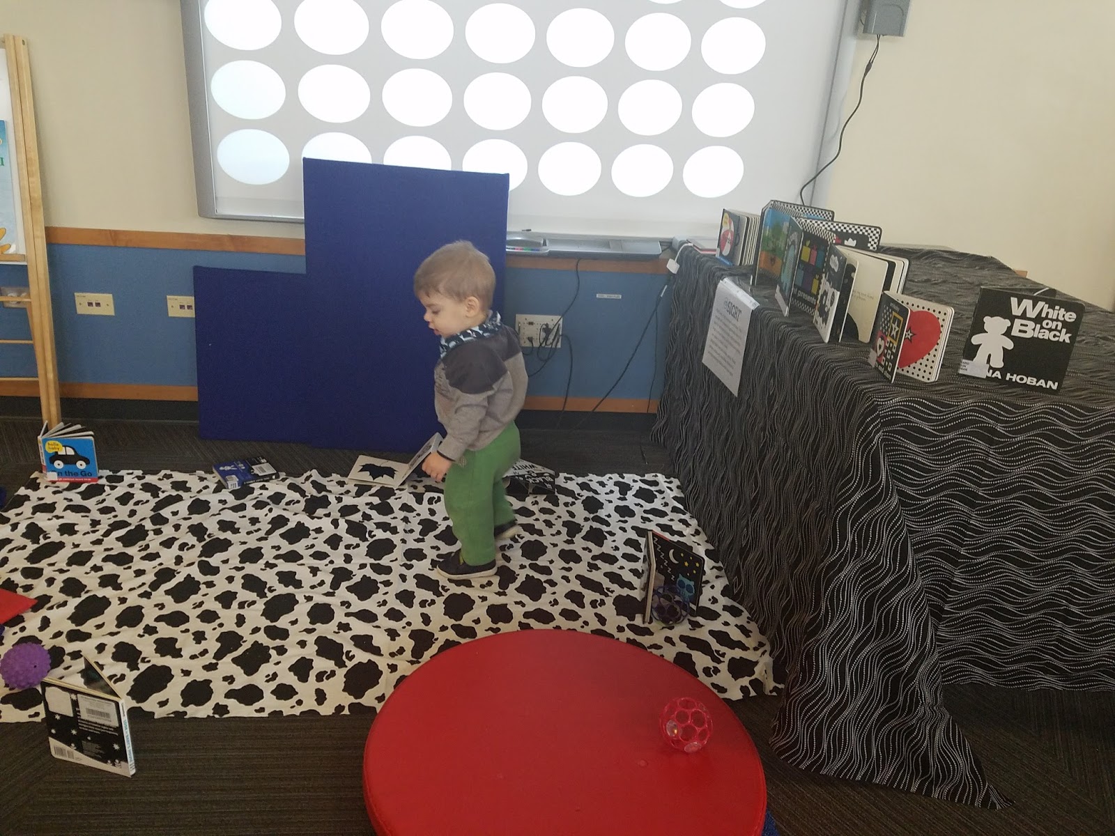 Miss Sarah's Storytime: Sensory Playtime for Babies 0-2