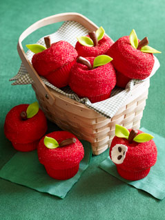 Diary of Two Crafty Girls: Teacher's Apple Card and Cupcakes....