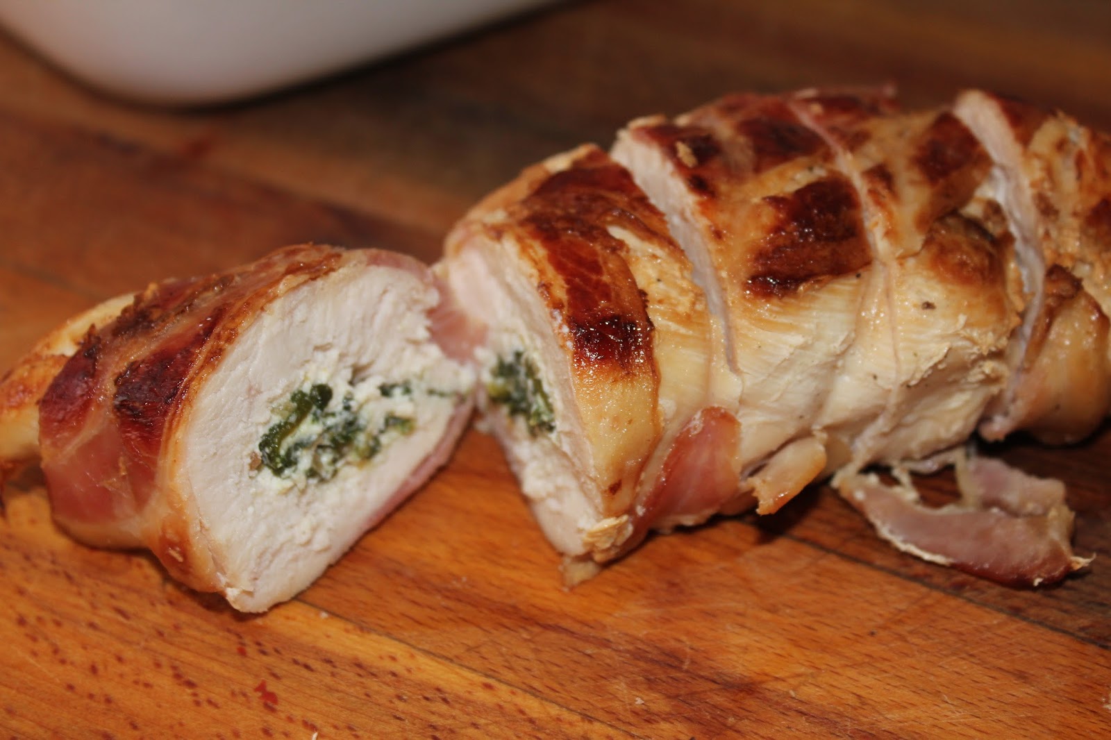 Pechugas de pollo rellenas de espinacas y ricotta - Chicken breast ...