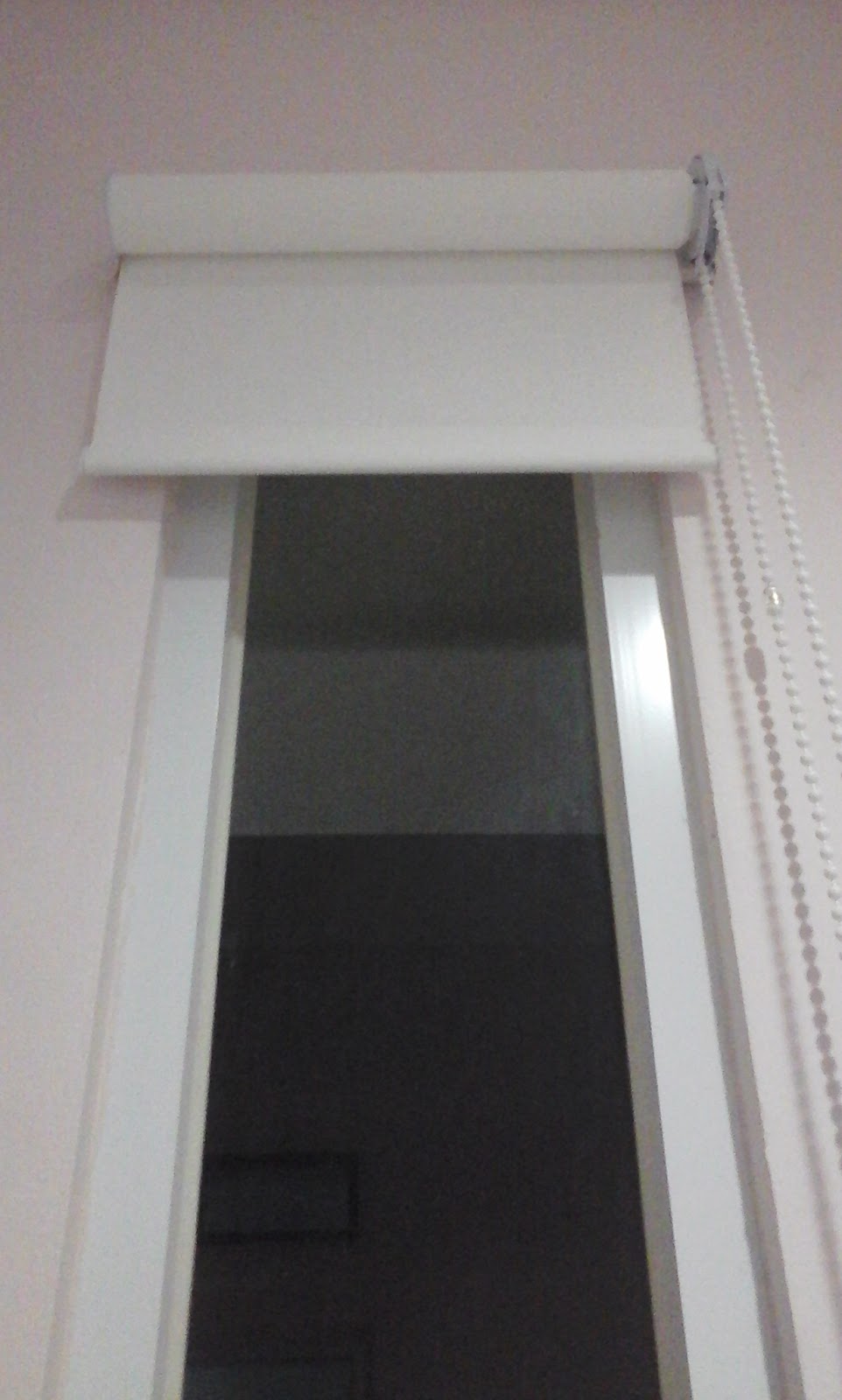 Pemasangan Krey Kayu dan Roller Blinds di Dramaga Bogor Barat