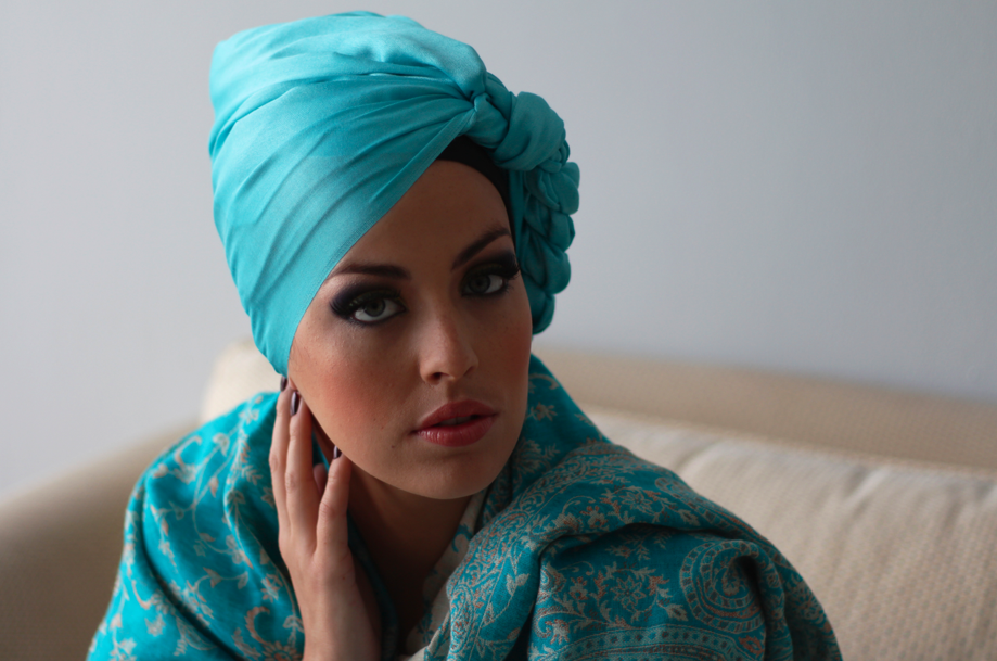 Turban Styling Street Style with Make Up by Razana Omar