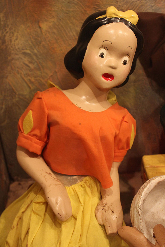 Filmic Light - Snow White Archive: 1937 Snow White Figures at Magic ...