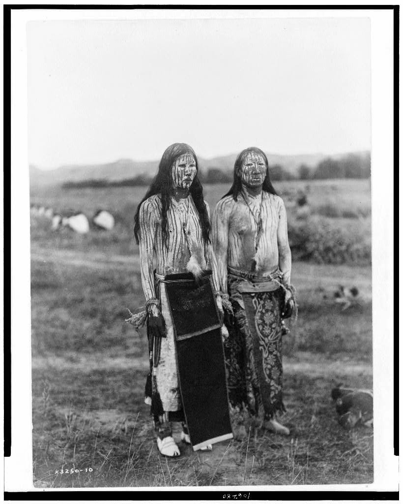 17 Amazing Vintage Photographs Captured Native American's Life From the ...