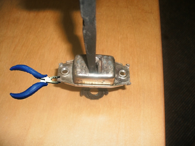 Gabe's Hacks: How to Repair the Door Checker on a Civic