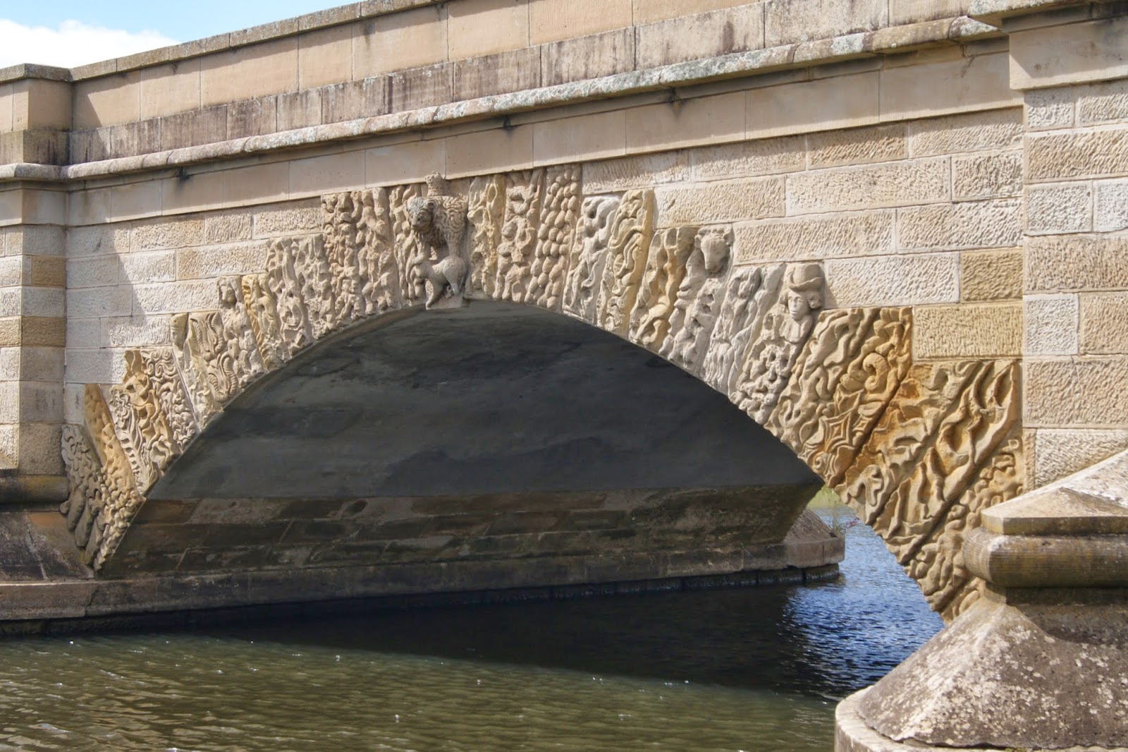 On The Convict Trail: Ross Bridge