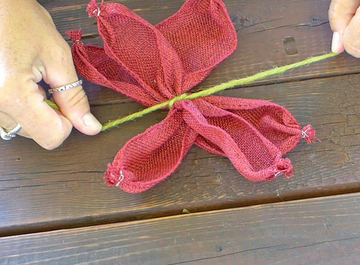 EasyMeWorld: Burlap Sunflower Tutorial