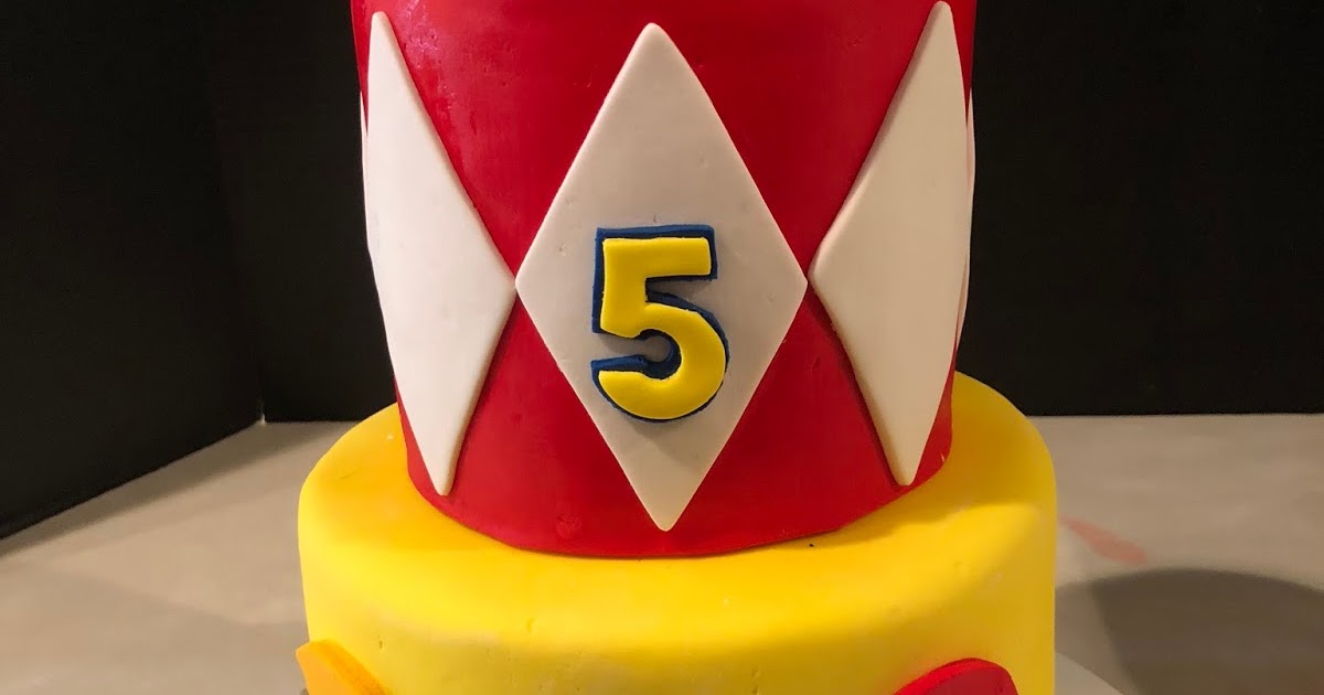 Frosted Insanity: Power Rangers Cake for Icing Smiles