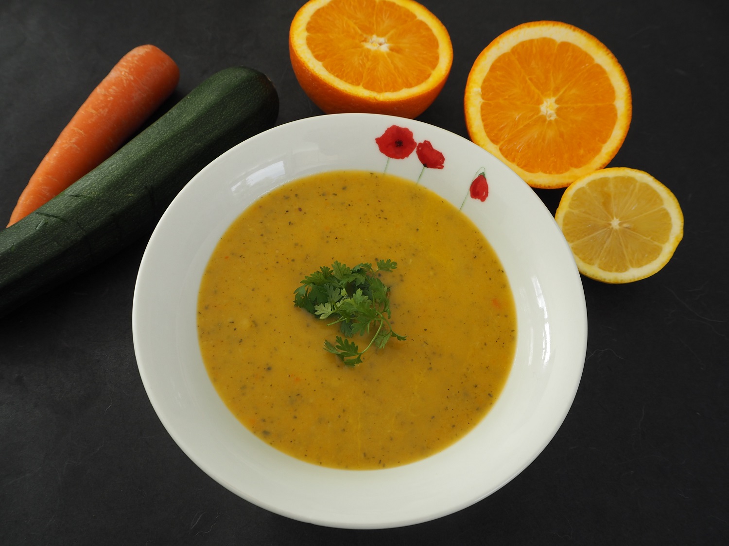 SAVEURS FRANCO-POLONAISES: VELOUTÉ DE COURGETTES AU CITRON ET À L’ORANGE