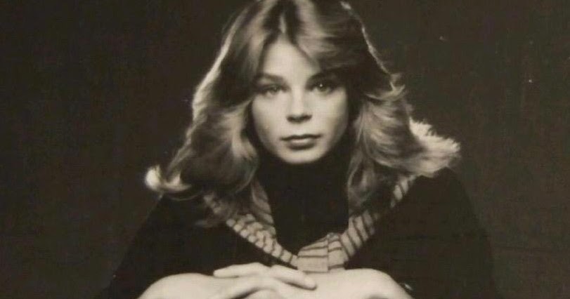 Idol Features: Kristine DeBell