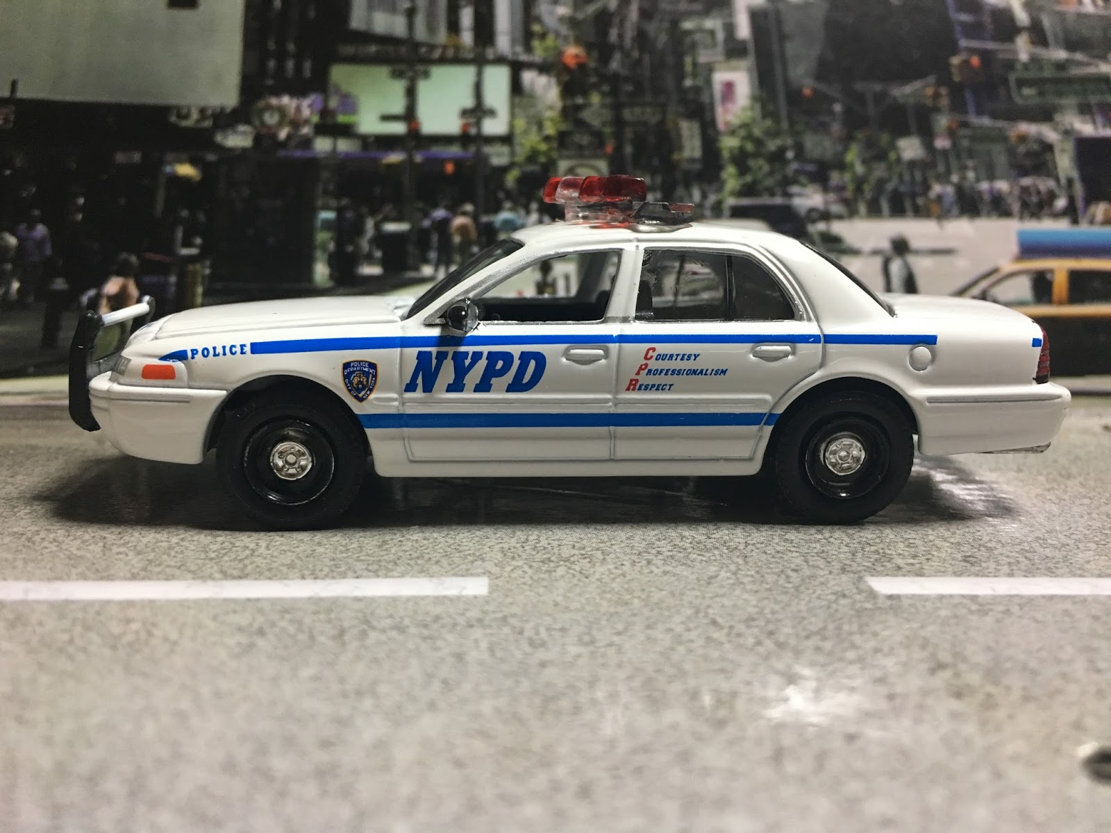 nsimo522 GREENLIGHTとNYPD好きのブログ: GREENLIGHT 1/64 NYPD 2011 Ford Crown ...