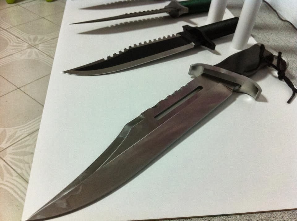 Kitter's Scale Models: 1/1 Stainless Steel Knives