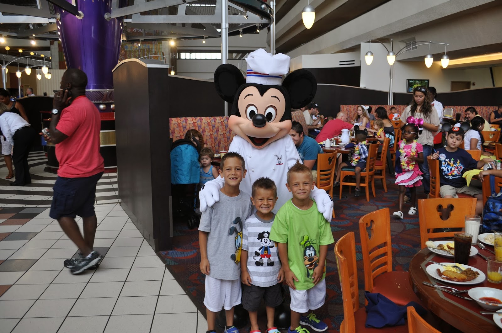 THE HUGHES FAMILY: CHEF MICKEY