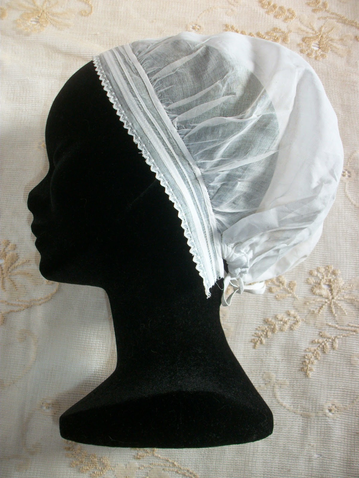 Vintage Maison: Latest vintage stock - bonnets, and a Dordogne wedding