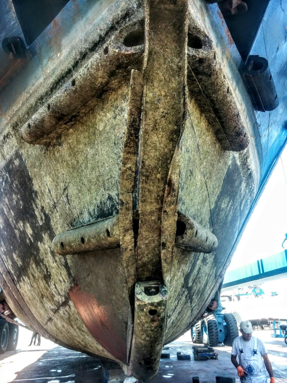 Incredible tugboat repair [with photos]