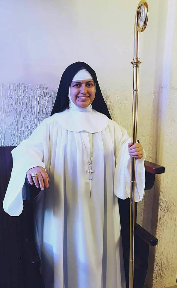 Ser uma Cisterciense : MÚNUS ABACIAL