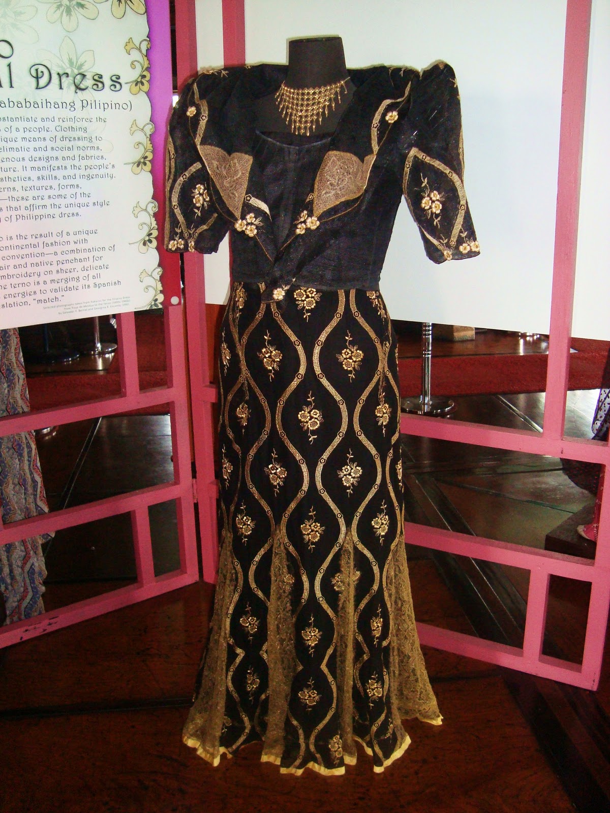 Arts & Culture Buzz: Baro’t Saya (Ternos) of Doña Maria Agoncillo ...