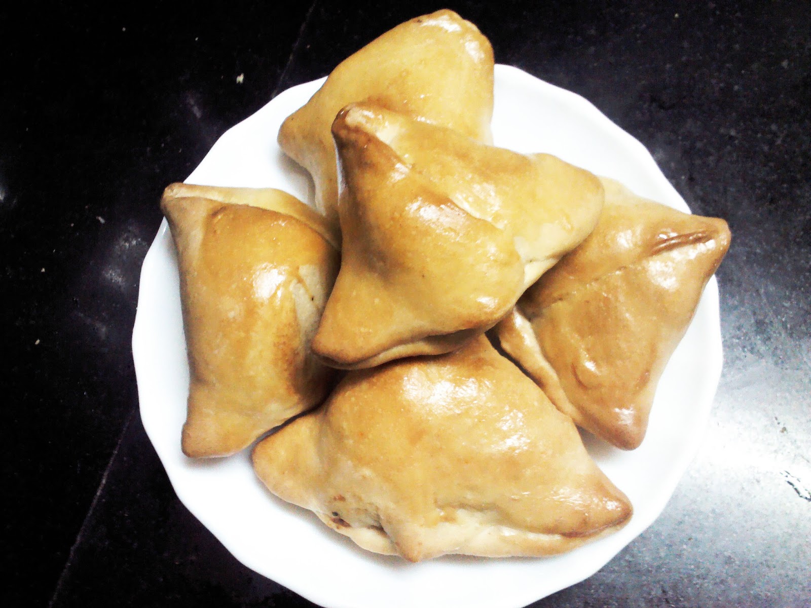 Nimmy's Kitchen: Baked Samosa