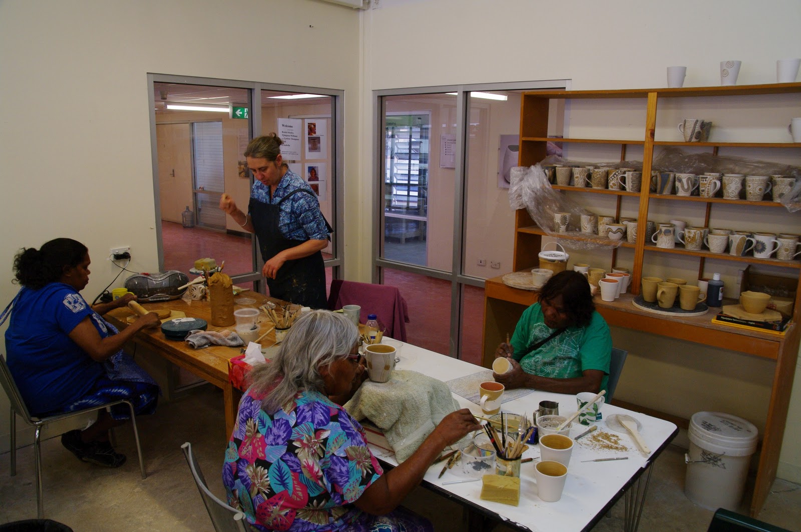 Jam Packed : JamFactory Studios . Galleries . Shops: Ernabella Artists ...