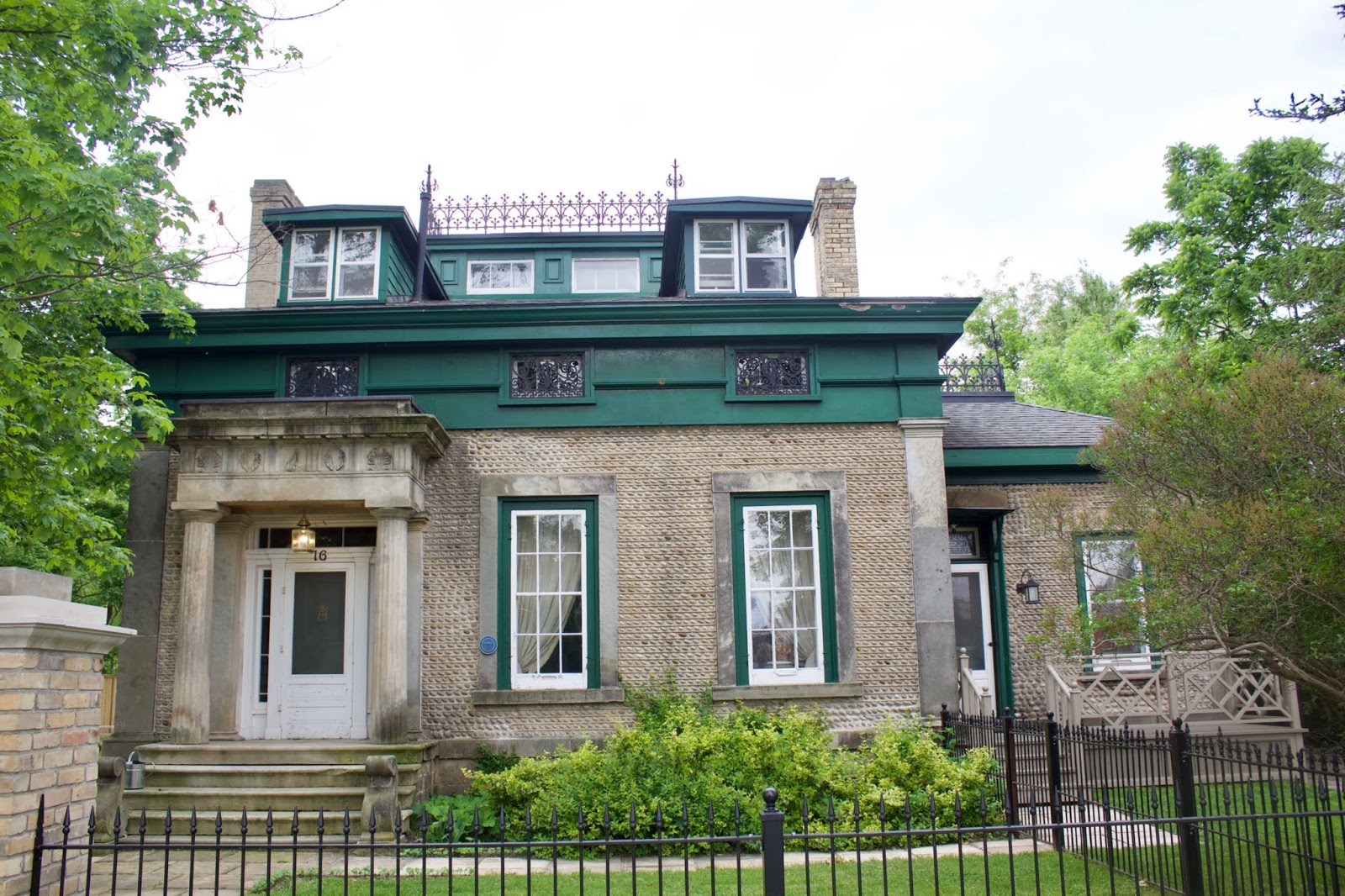 Cobblestone Buildings of North America: Cobblestone Buildings in Canada