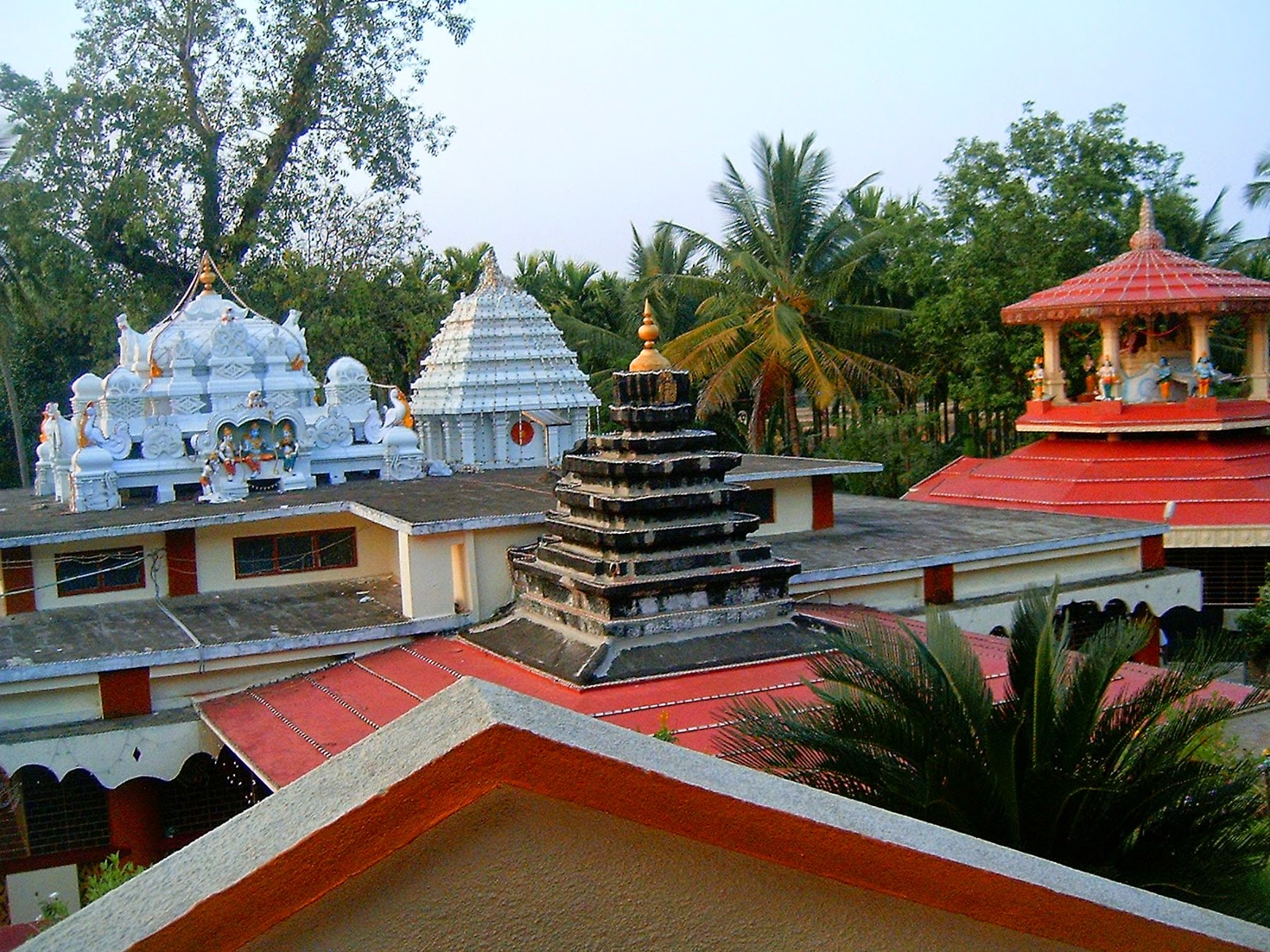 nrameshrao: Sonda Vadiraja Mutt