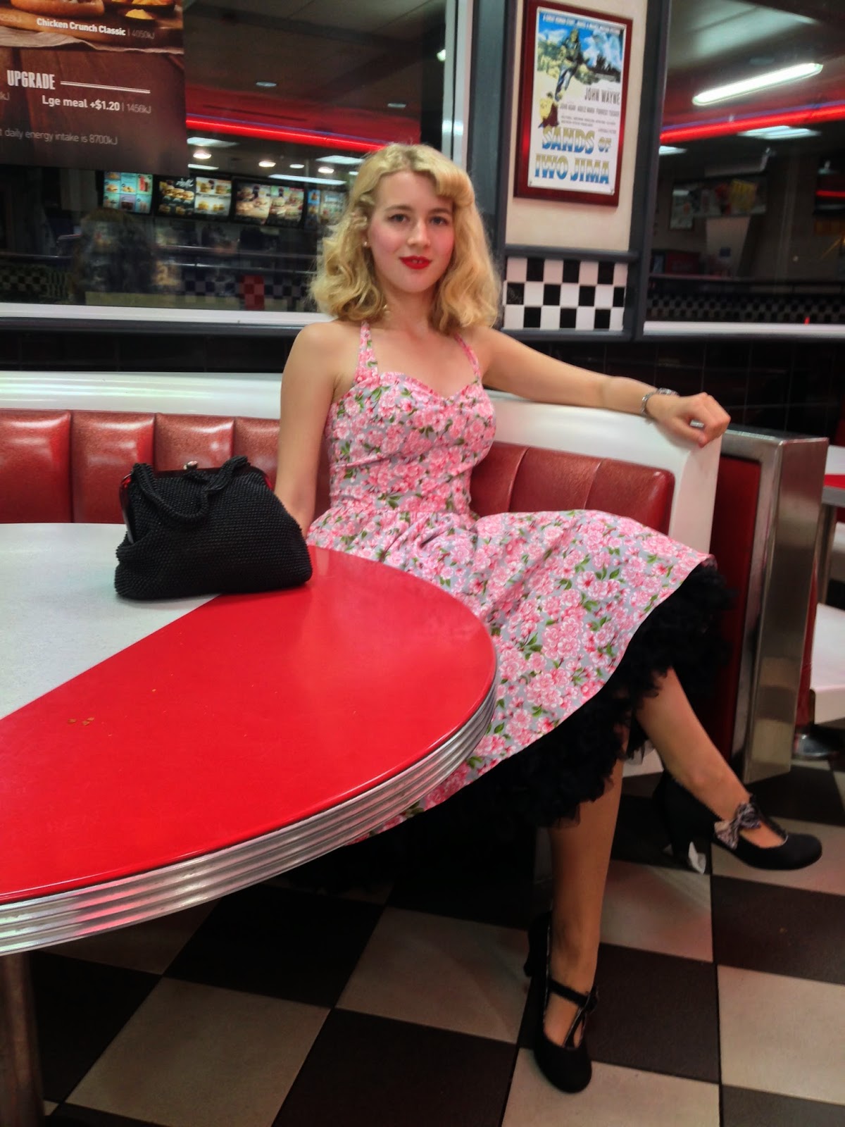 Diner and Dancing! | GracefullyVintage