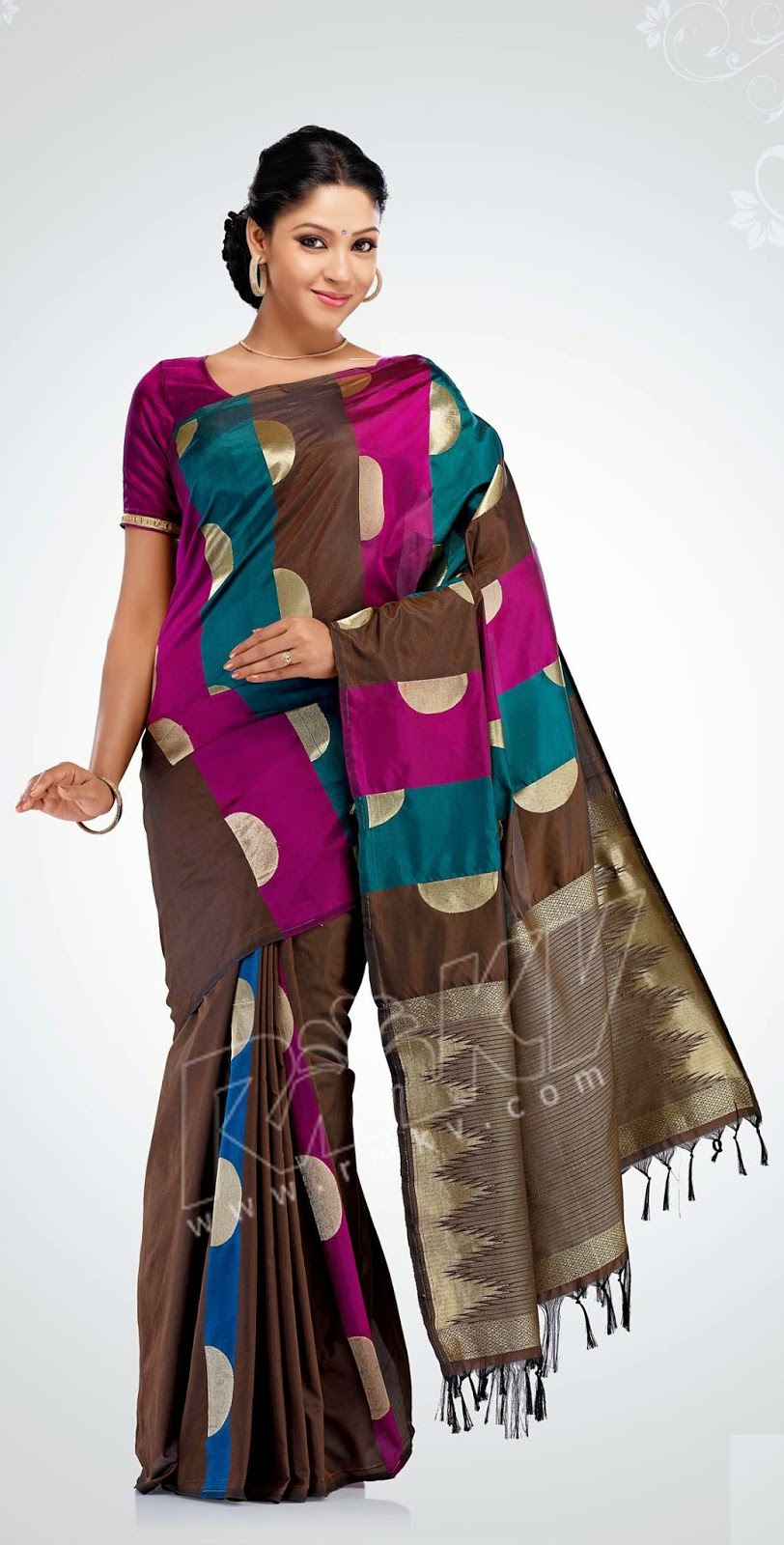 TELUGU WEB WORLD: MERUN - BLUE UGADI FESTIVAL PATTU SAREE