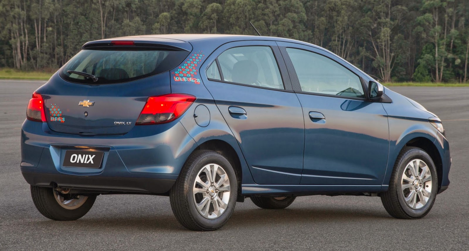 JORNAL PONTO COM: Agora é oficial: Chevrolet Onix Lollapalooza.