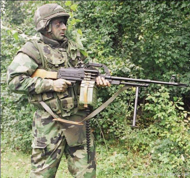 welcome to the world of weapons: Zastava M84
