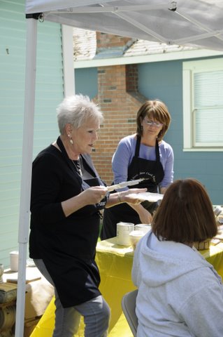 LUCKY 7 DESIGN: DAY 10........ANNE - HOUSE OF ANNE CHALK PAINT GIVEAWAY