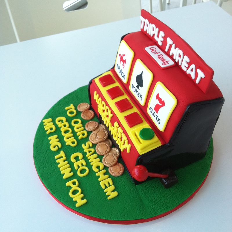 TeaRoom by Bel Jee: Slot Machine Cake 2.0