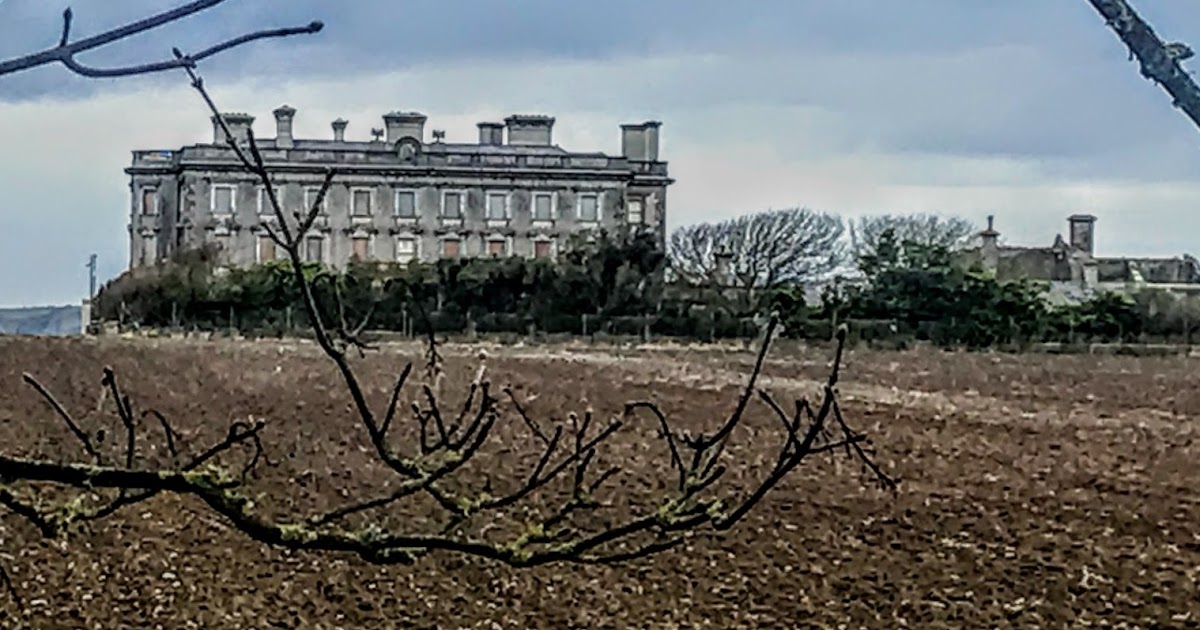 Patrick Comerford: Loftus Hall is a fine house without giving ...