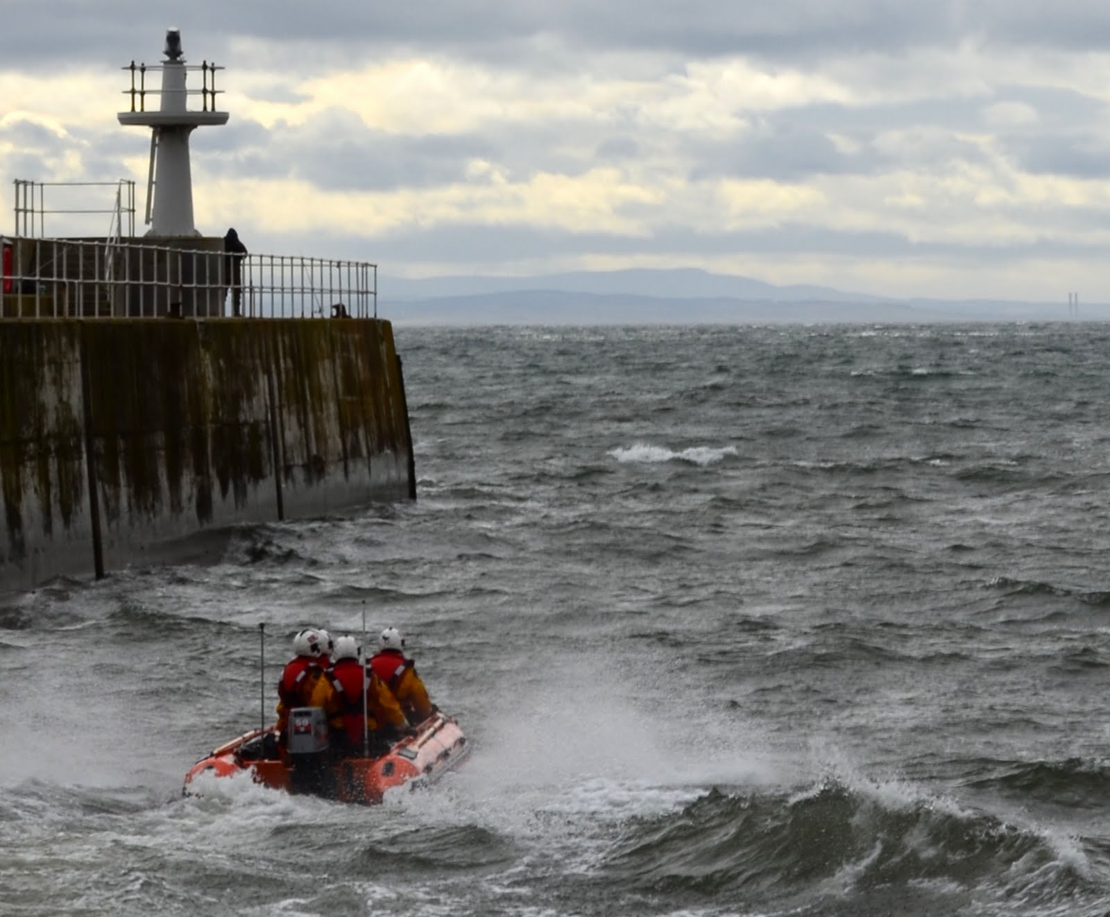 Tour Scotland: Tour Scotland Photographs RNLI Anstruther Inflatable ...