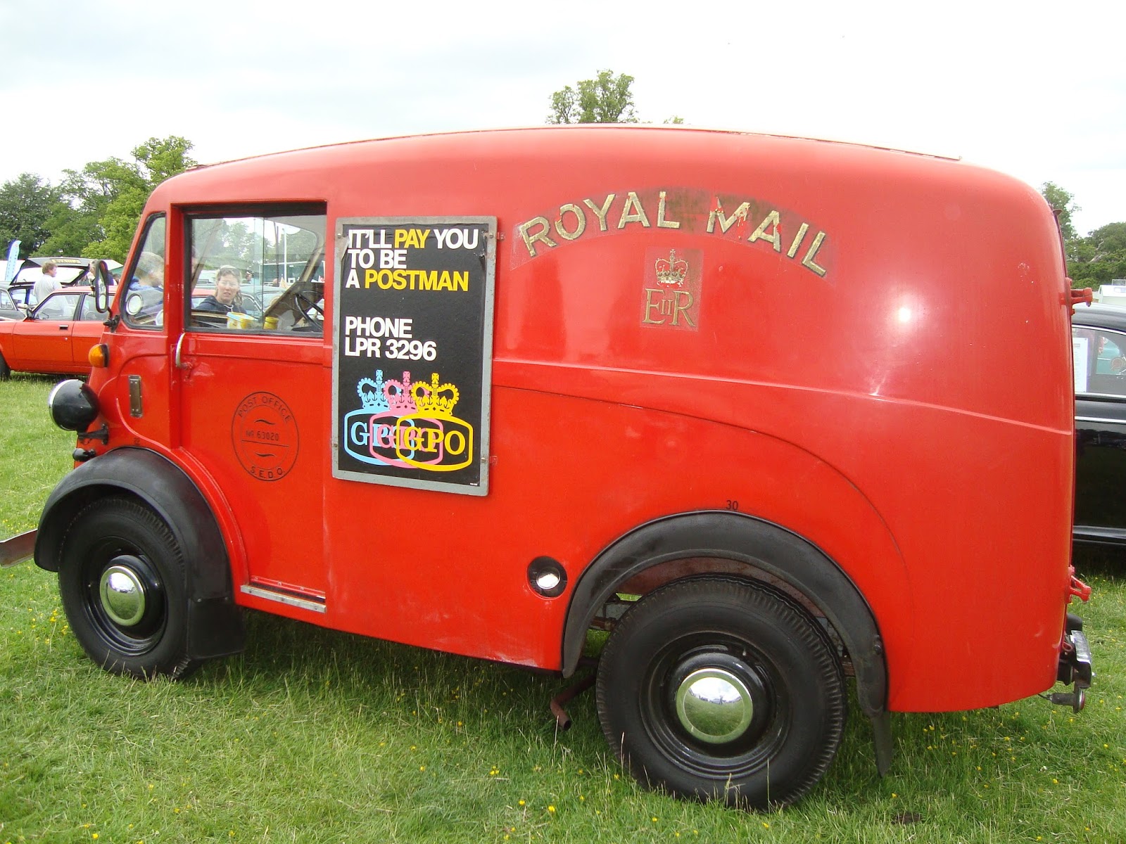 -=-Morris J Type Vans-=- : June 2013