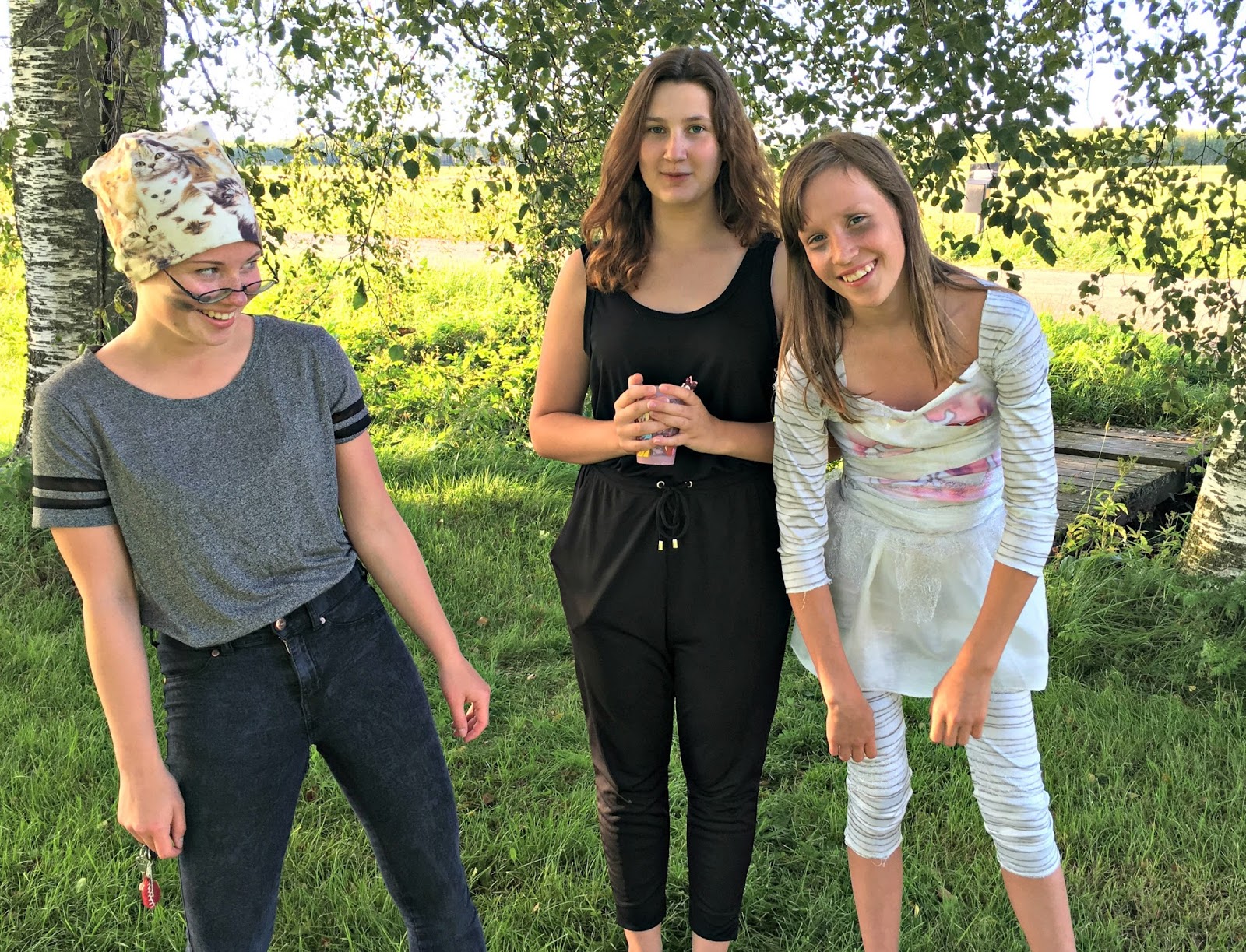 En skrivmaskin och blommigt porslin: På vägen där jag bor