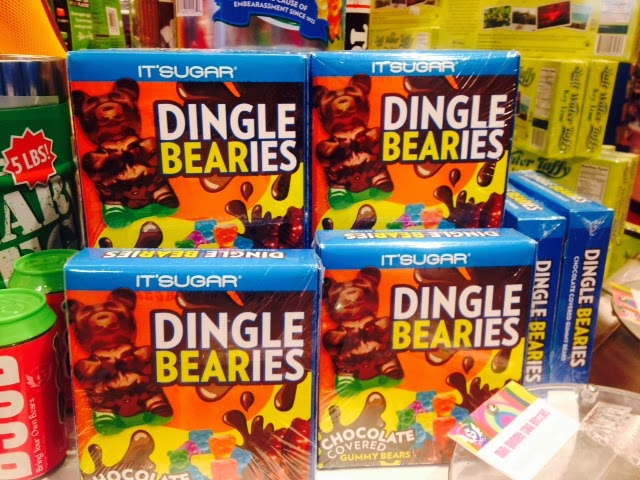 Sailboats and kitty litter: Key Weird